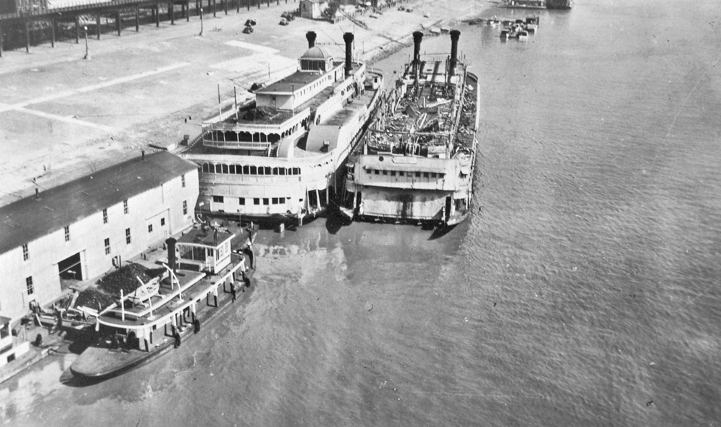 ‎Capitol (Excursion boat, 1920-1945) - UWDC - UW-Madison Libraries