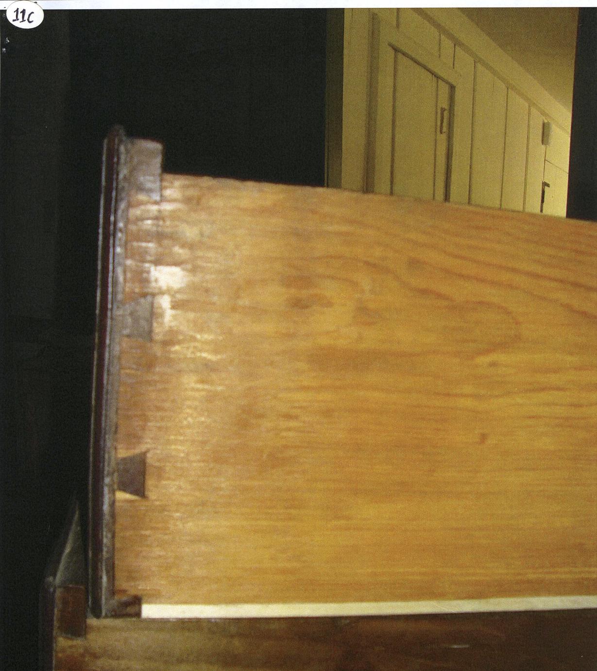 With hammer in hand : the Dominy craftsmen of East Hampton, New York ...