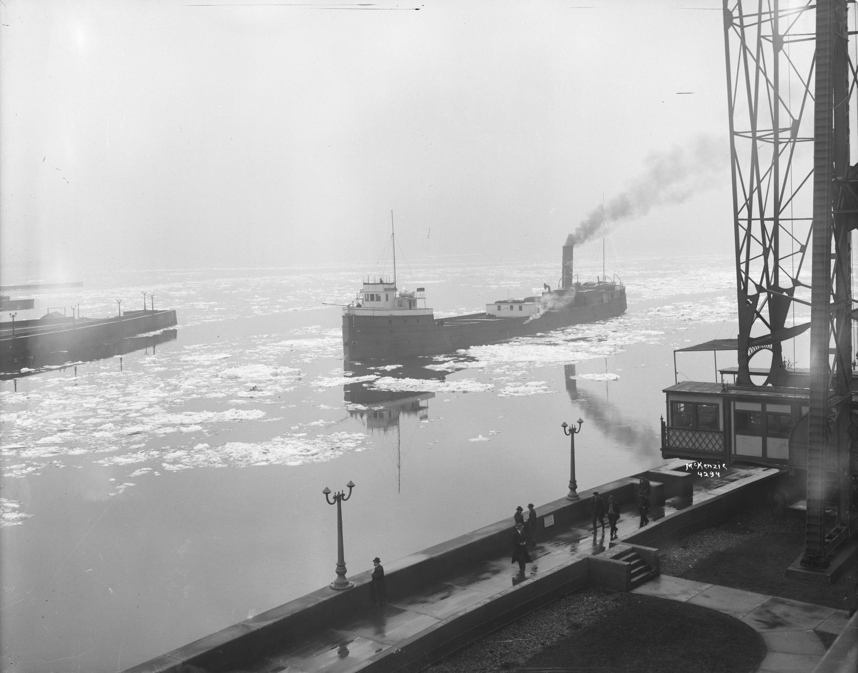 ‎The Onoko heading out through spring ice and fog - UWDC - UW-Madison ...