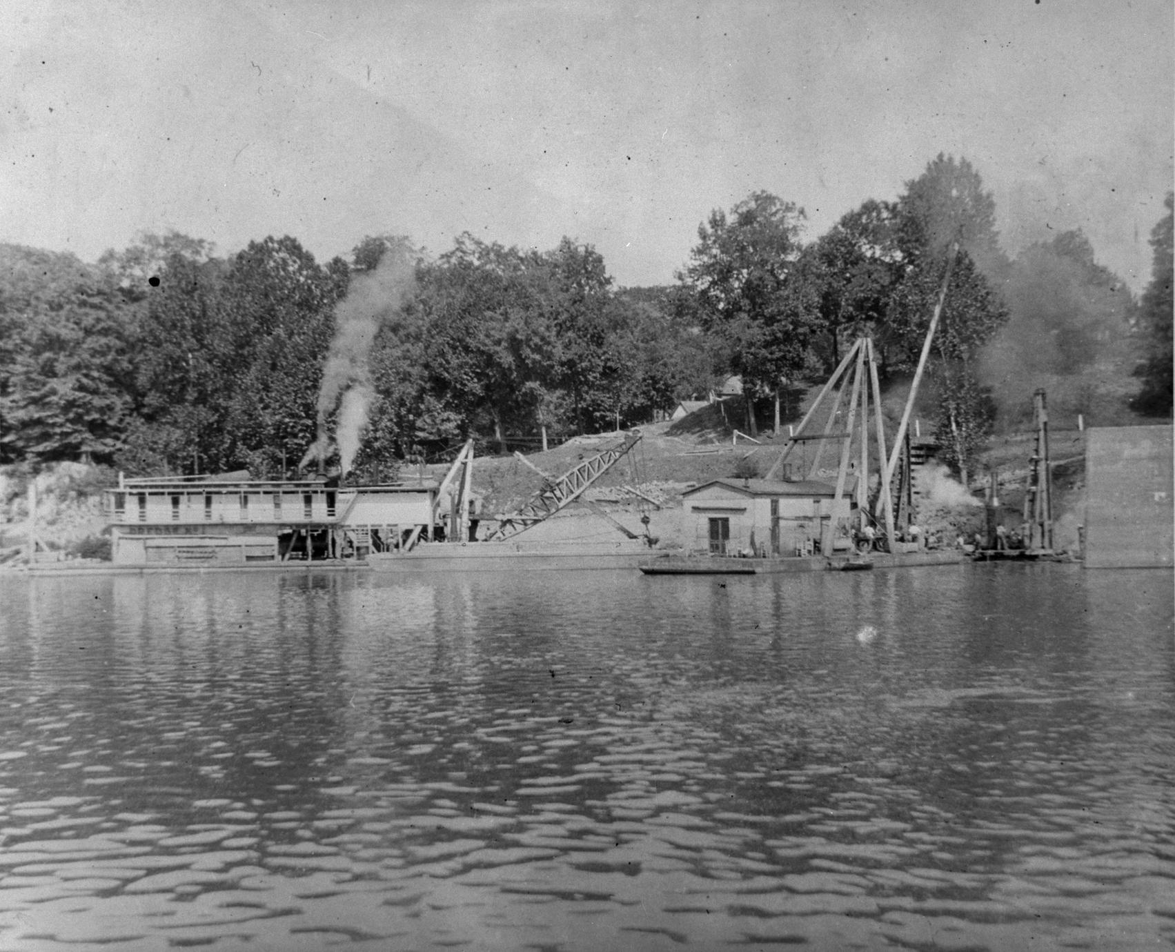 ‎Unidentified Dredge - UWDC - UW-Madison Libraries