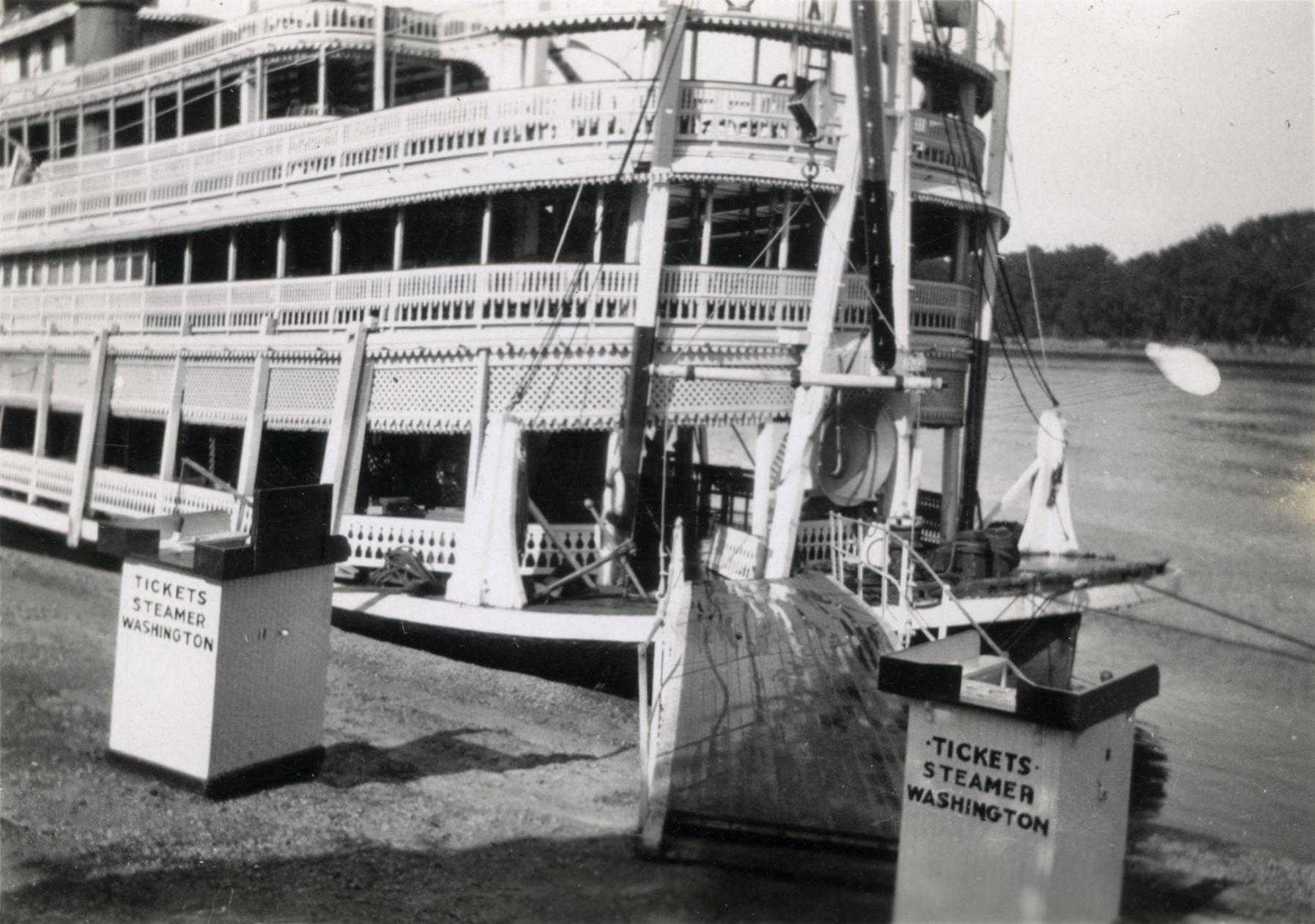 ‎Washington (Excursion boat, 1921-1938) - UWDC - UW-Madison Libraries