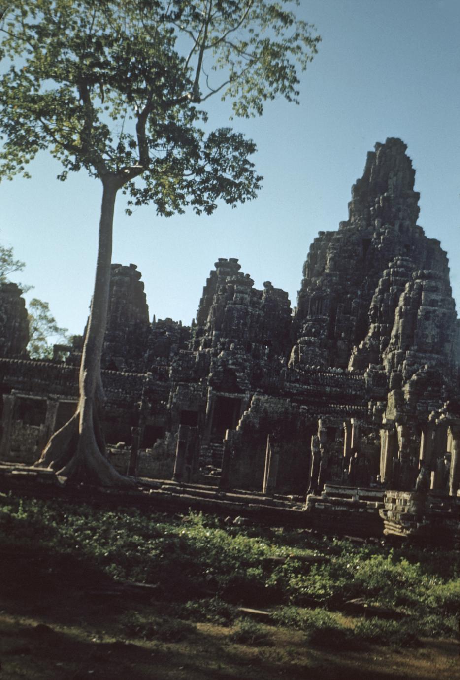 ‎Bayon - UWDC - UW-Madison Libraries