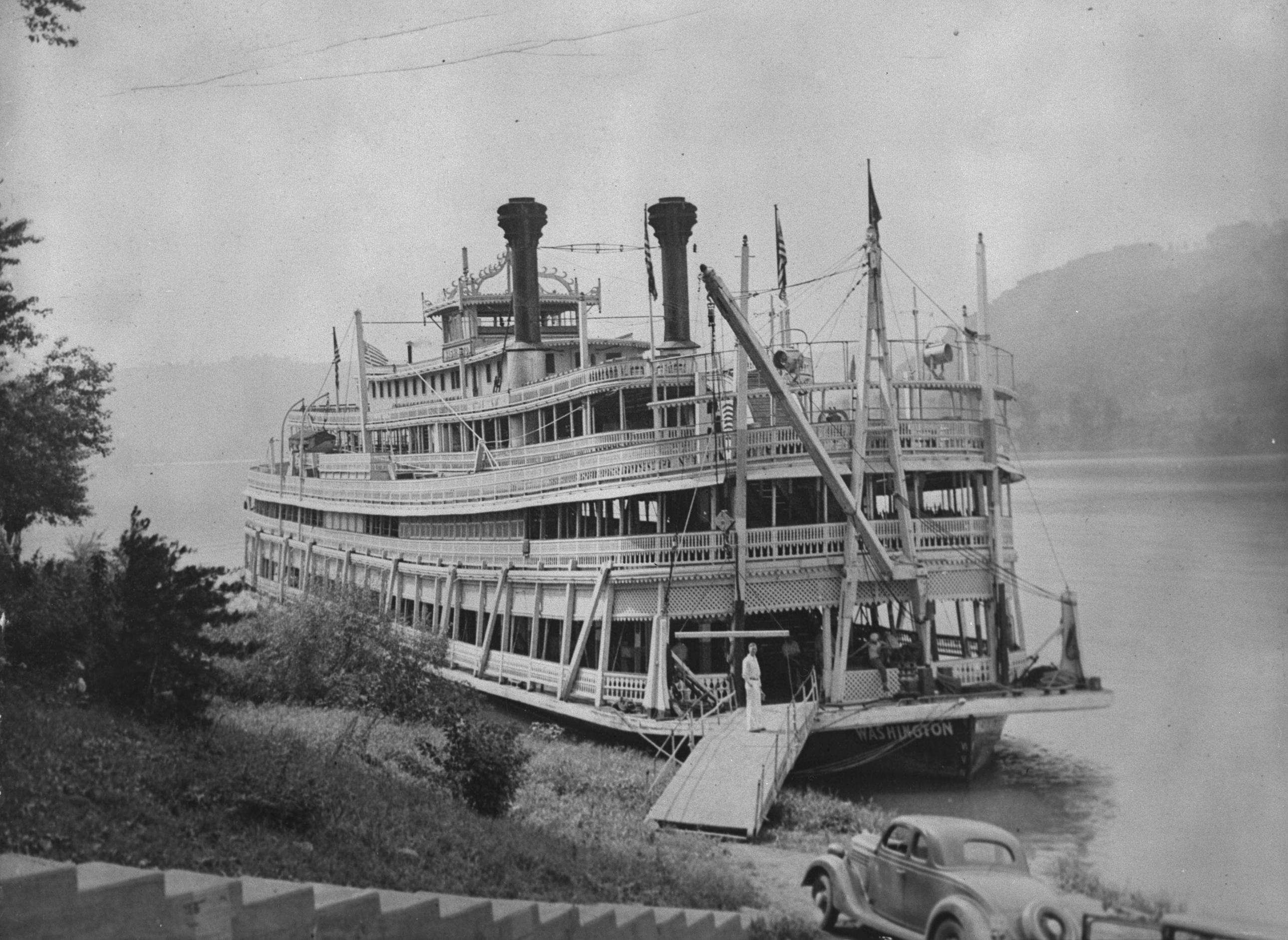 ‎Washington (Excursion boat, 1921-1938) - UWDC - UW-Madison Libraries
