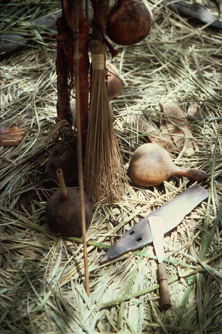 ‎Tools and Gourds from Local Materials - UWDC - UW-Madison Libraries