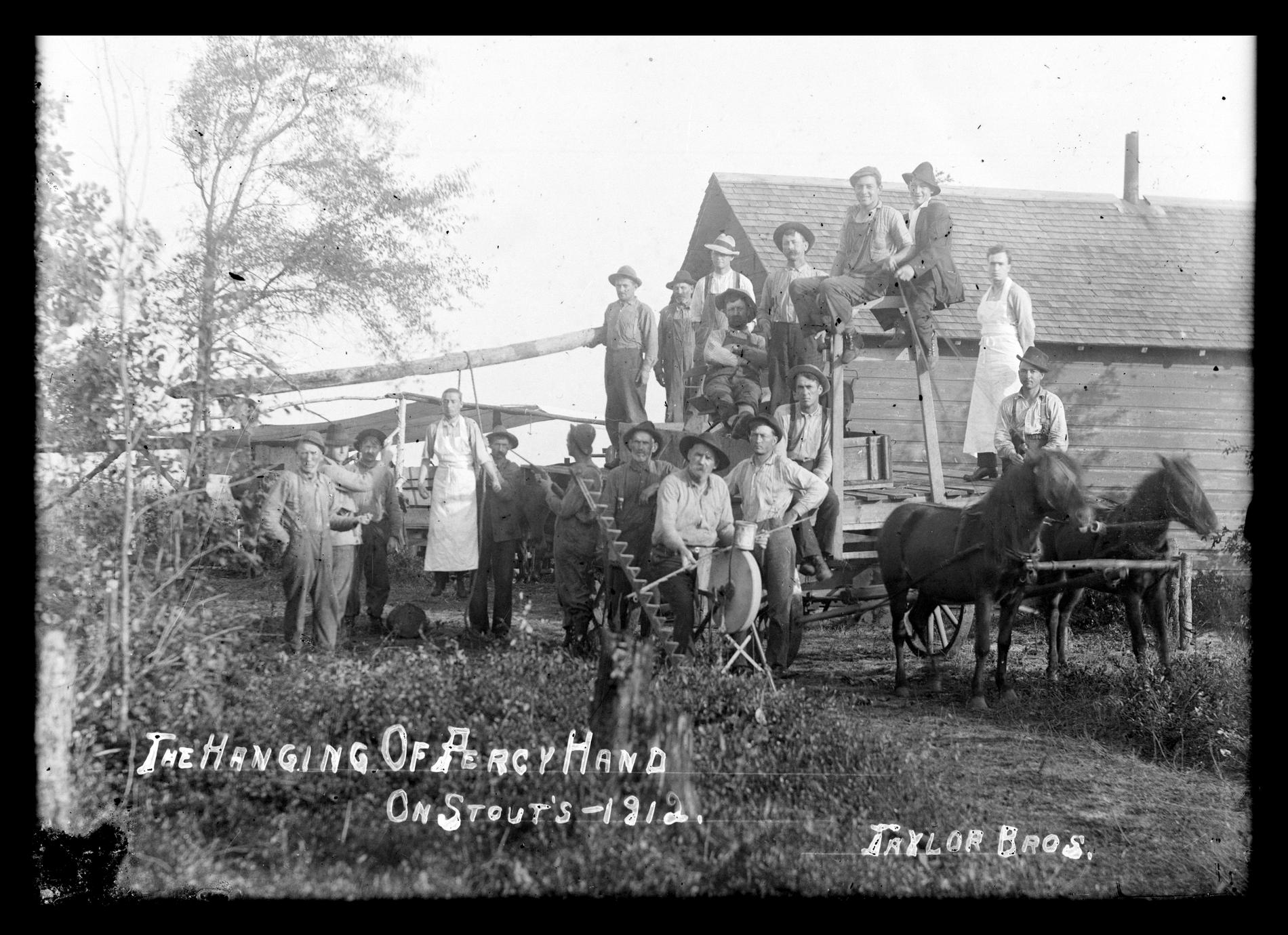 ‎Hanging of Percy Hand on Stout's- 1912. - UWDC - UW-Madison Libraries