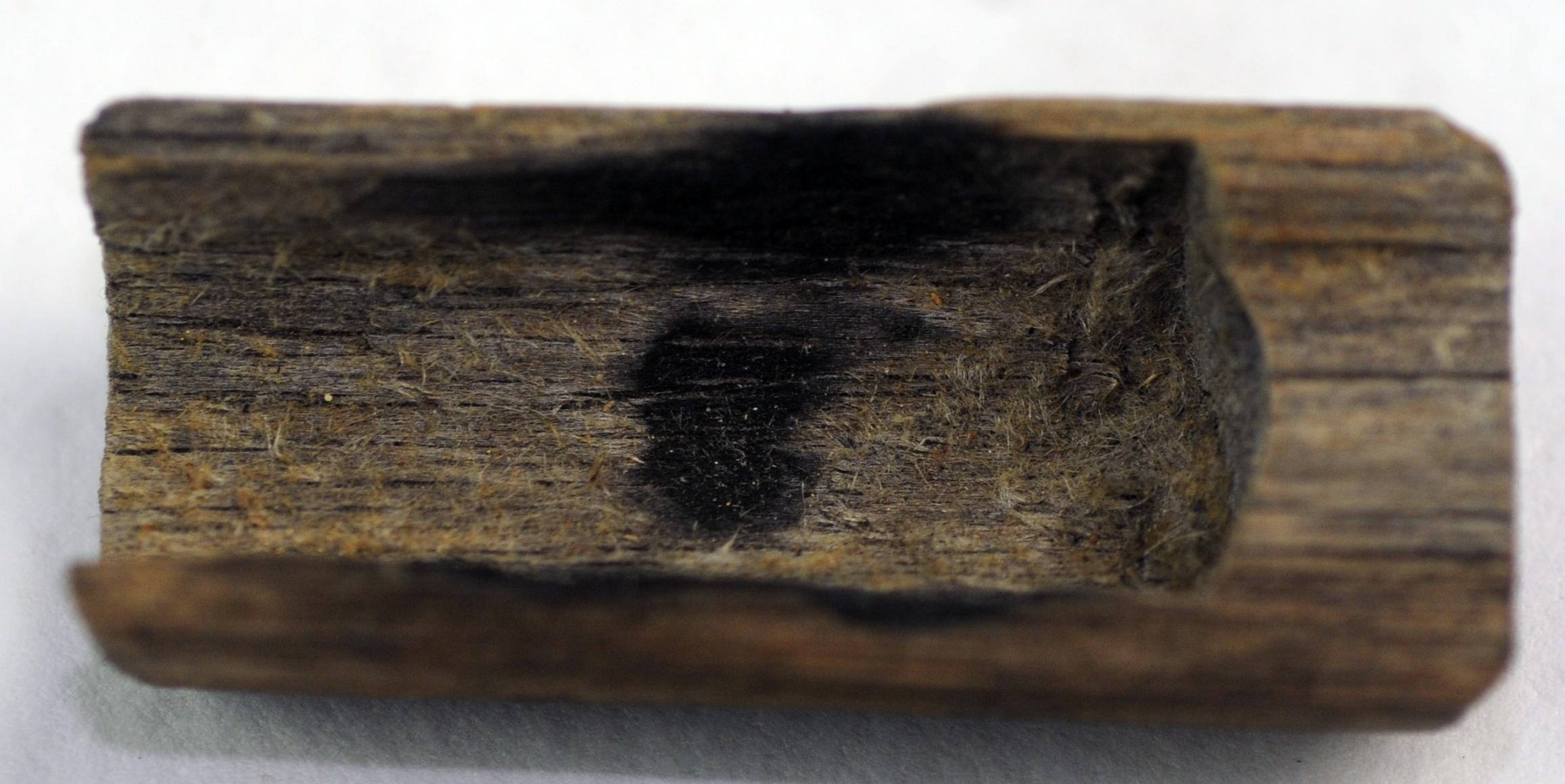 ‎Smoking pipe (1 of 4) - UWDC - UW-Madison Libraries