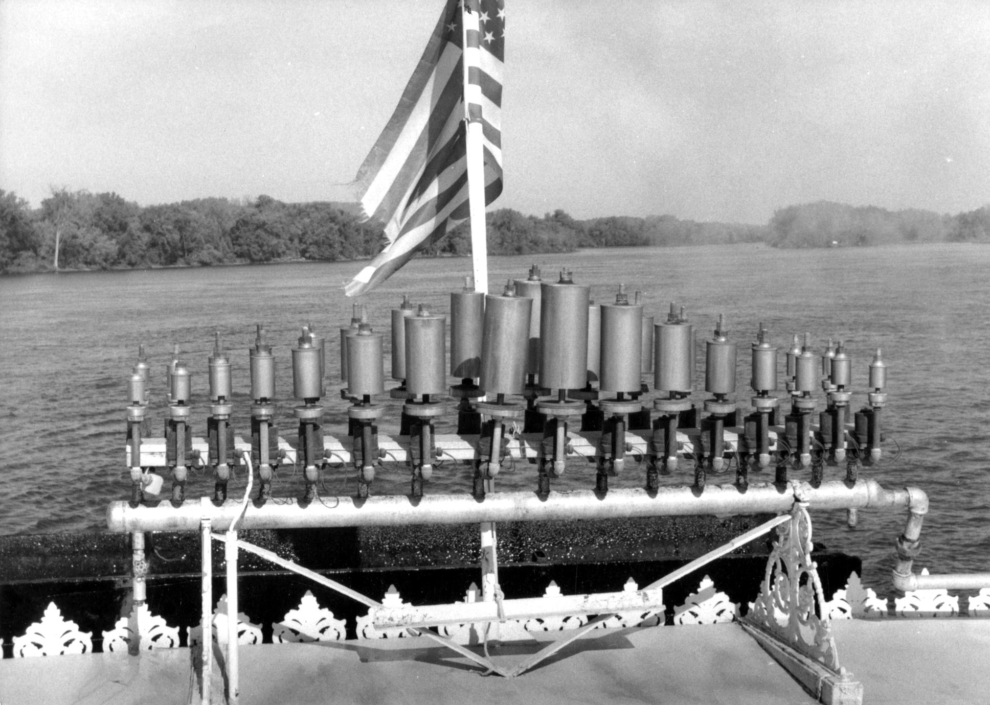 ‎Julia Belle Swain (Excursion boat, 1971-) - UWDC - UW-Madison Libraries