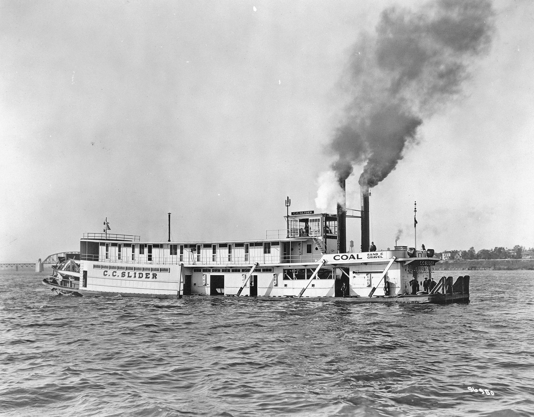 ‎C. C. Slider (Towboat, 1928-1952) - UWDC - UW-Madison Libraries