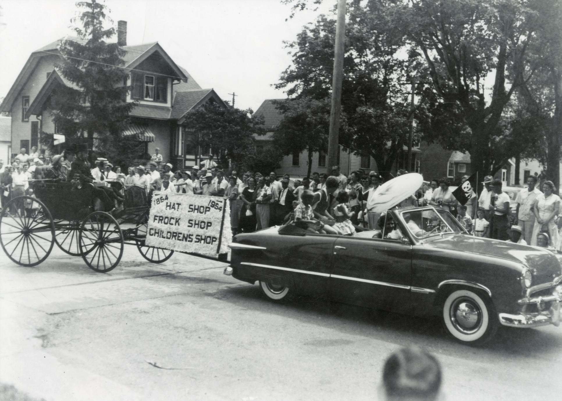 ‎Centennial parade - UWDC - UW-Madison Libraries