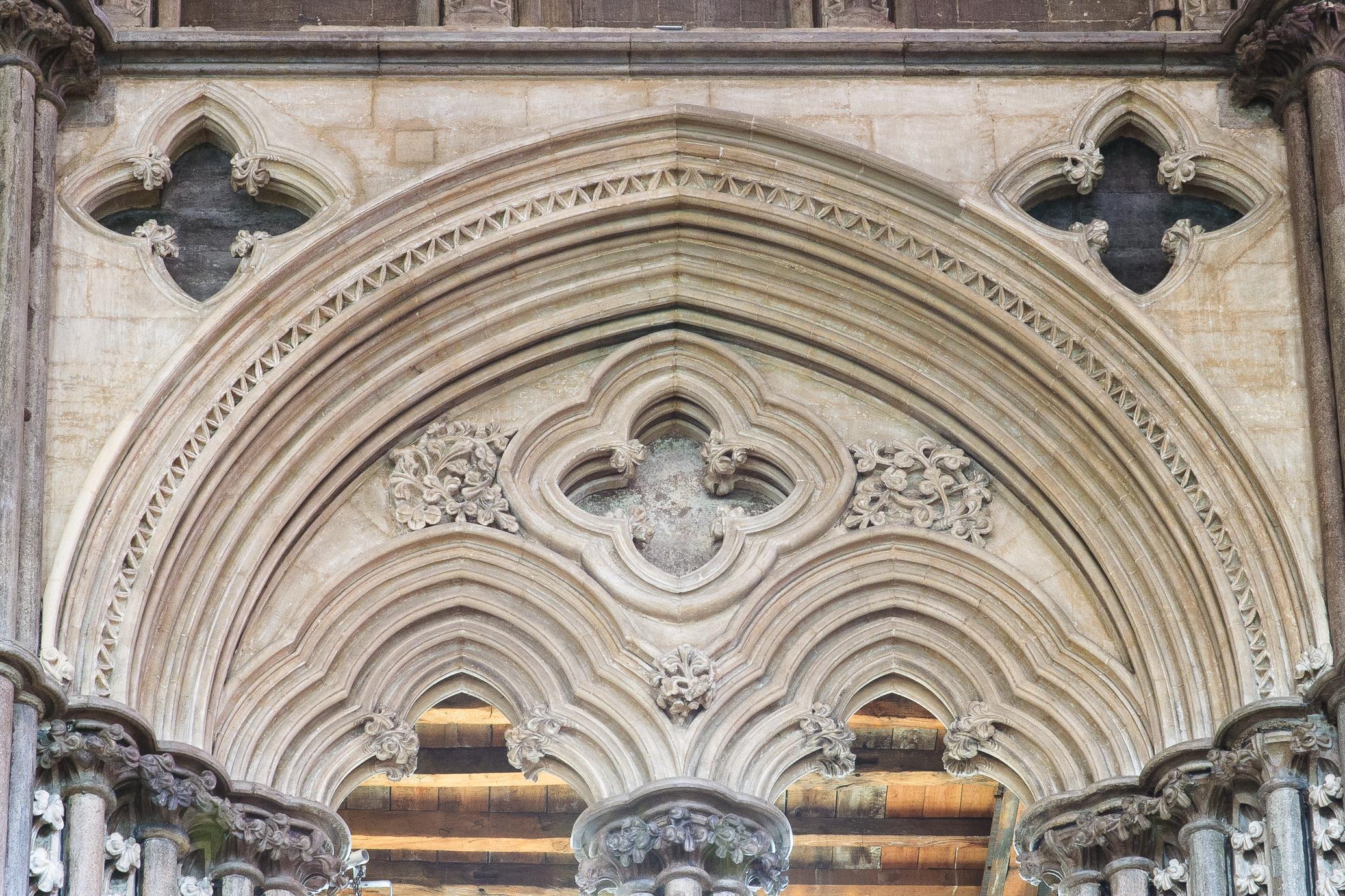 ‎Ely Cathedral interior presbytery north wall tribune gallery - UWDC ...